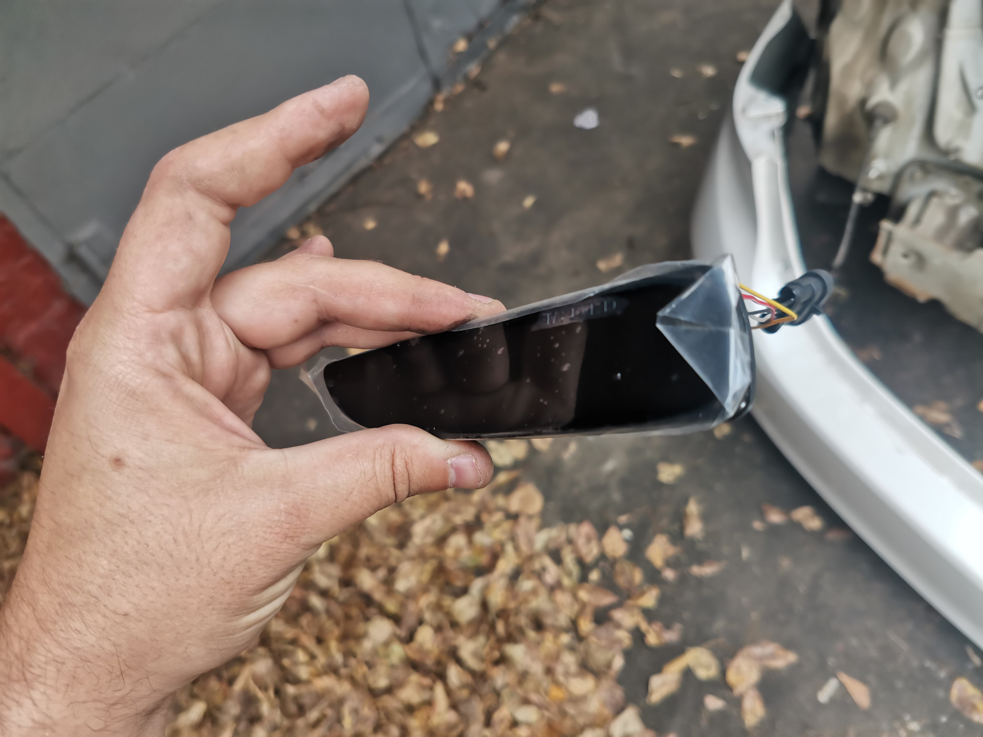 #27 Задние катафоты в бампер — Mazda 3 (3G) BM, 1,5 л, 2014 года ...