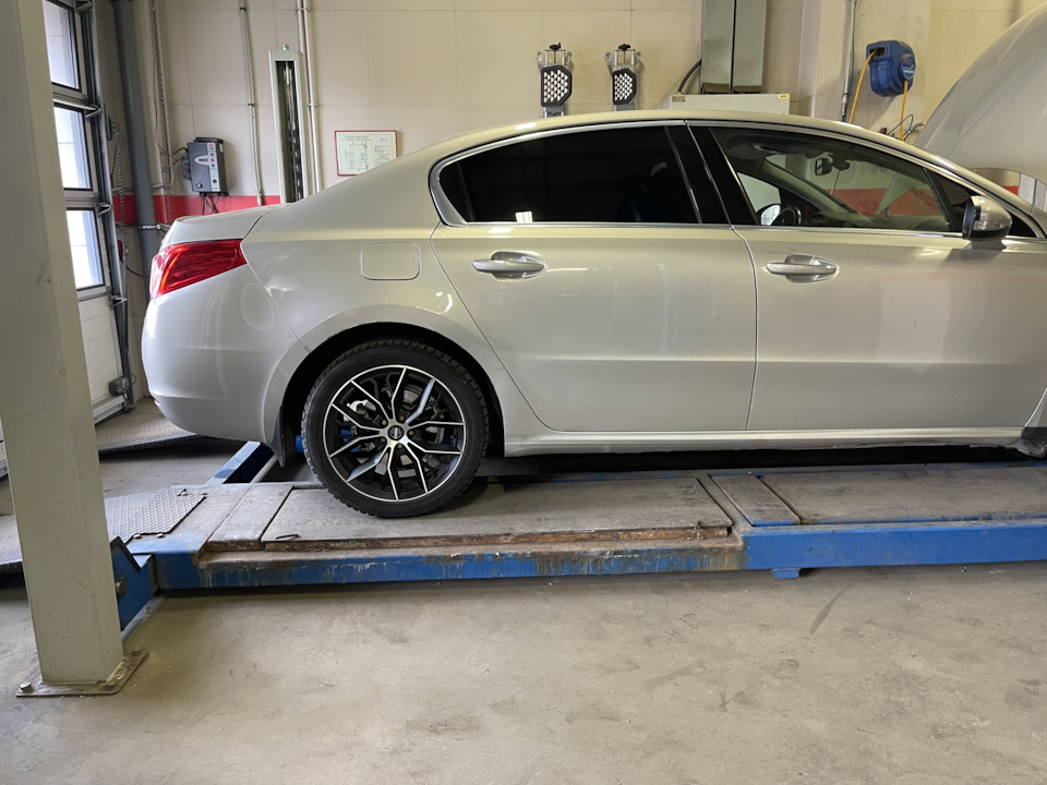 ТнВД + датчик высокого давления топлива. — Peugeot 508 (1G), 1,6 л ...