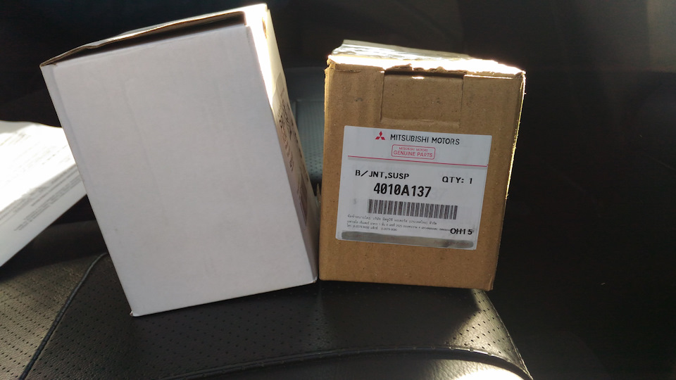 Верхние шаровые опоры передней подвески. Оригинал и котрафакт ...