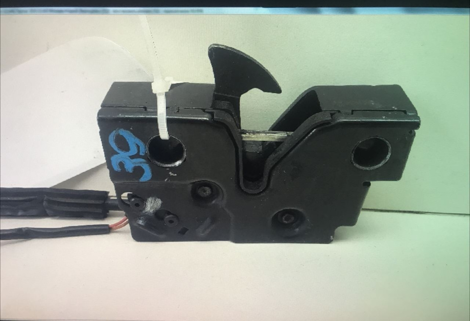 Установка штатного концевика капота (для сигнализации) — Volkswagen ...