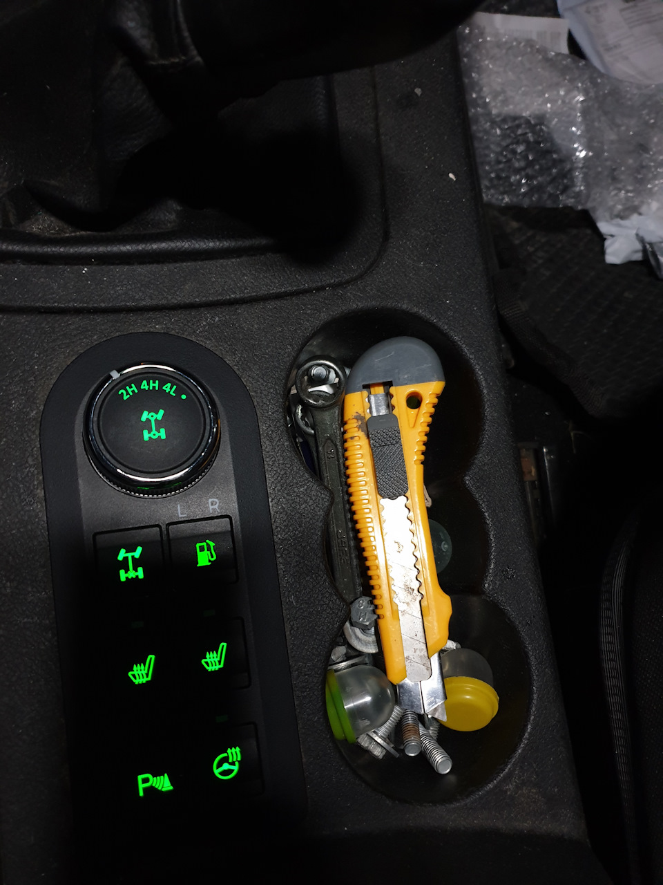 Блок управления РК от 17 г в 15 г. — УАЗ Patriot, 2,7 л, 2015 года ...