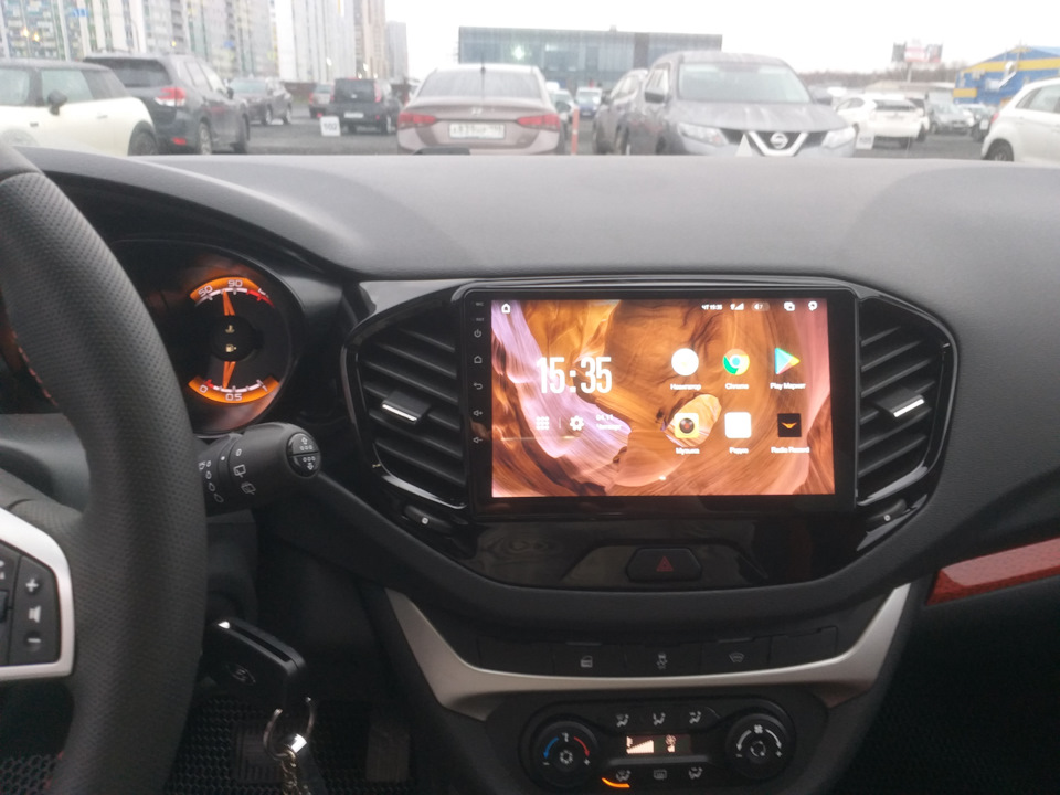 Магнитолу мне в машину — Lada Vesta SW Cross (1G), 1,6 л, 2020 года ...