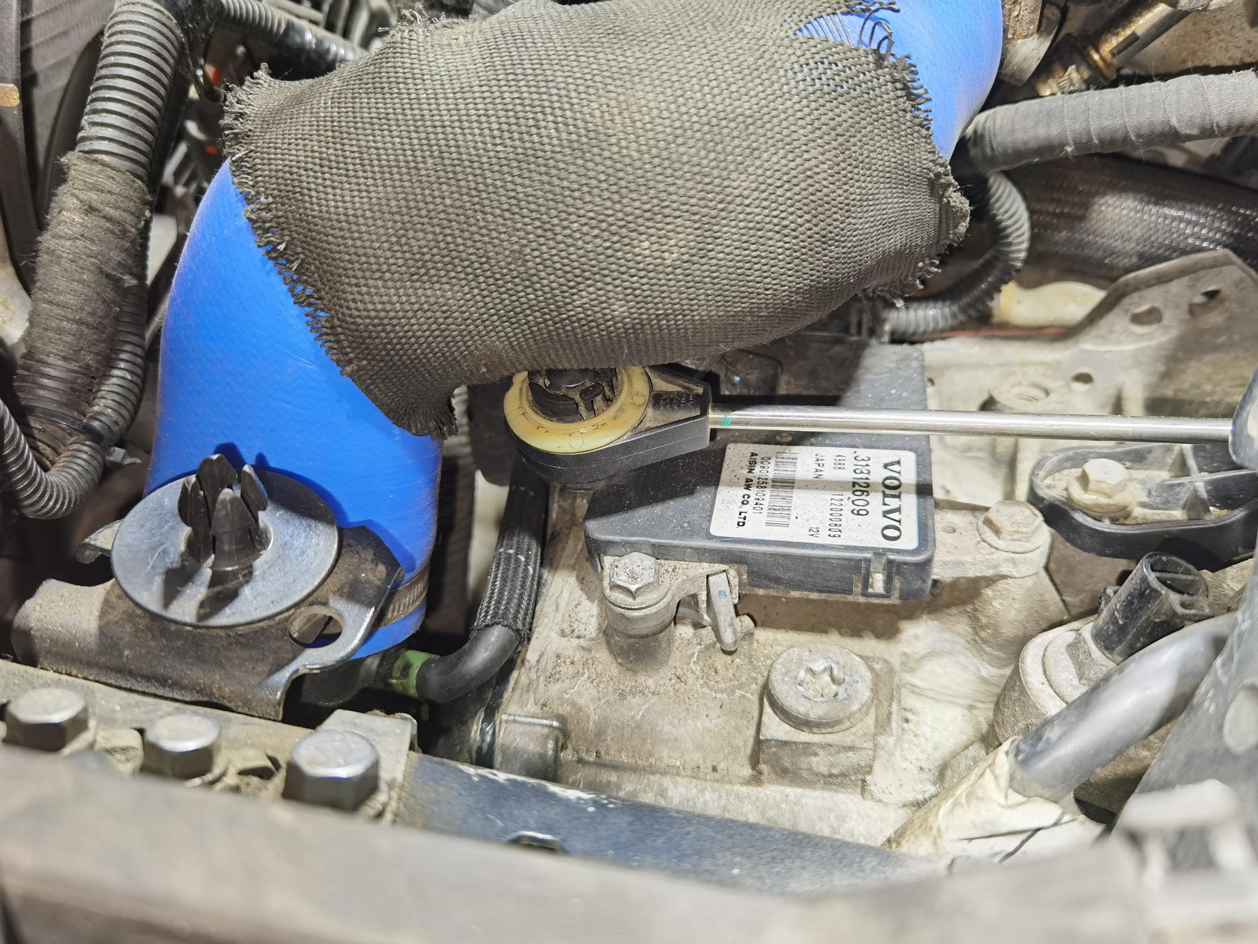 Патрубки интеркулера JiR Silicone — Volvo XC60 (1G), 2,4 л, 2013 года ...