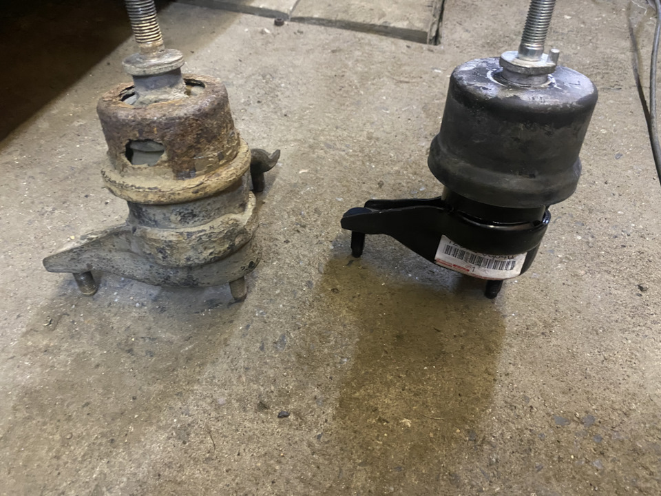 Замена левой опоры двс. — Toyota Camry (XV40), 3,5 л, 2006 года ...