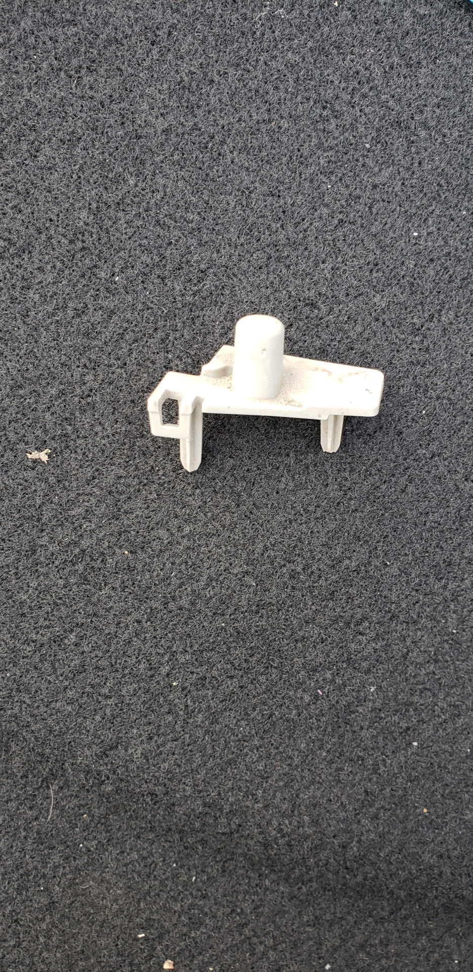 Help, Крепёж заднего бампера. — Volvo V90 (2G), 2 л, 2018 года | своими ...