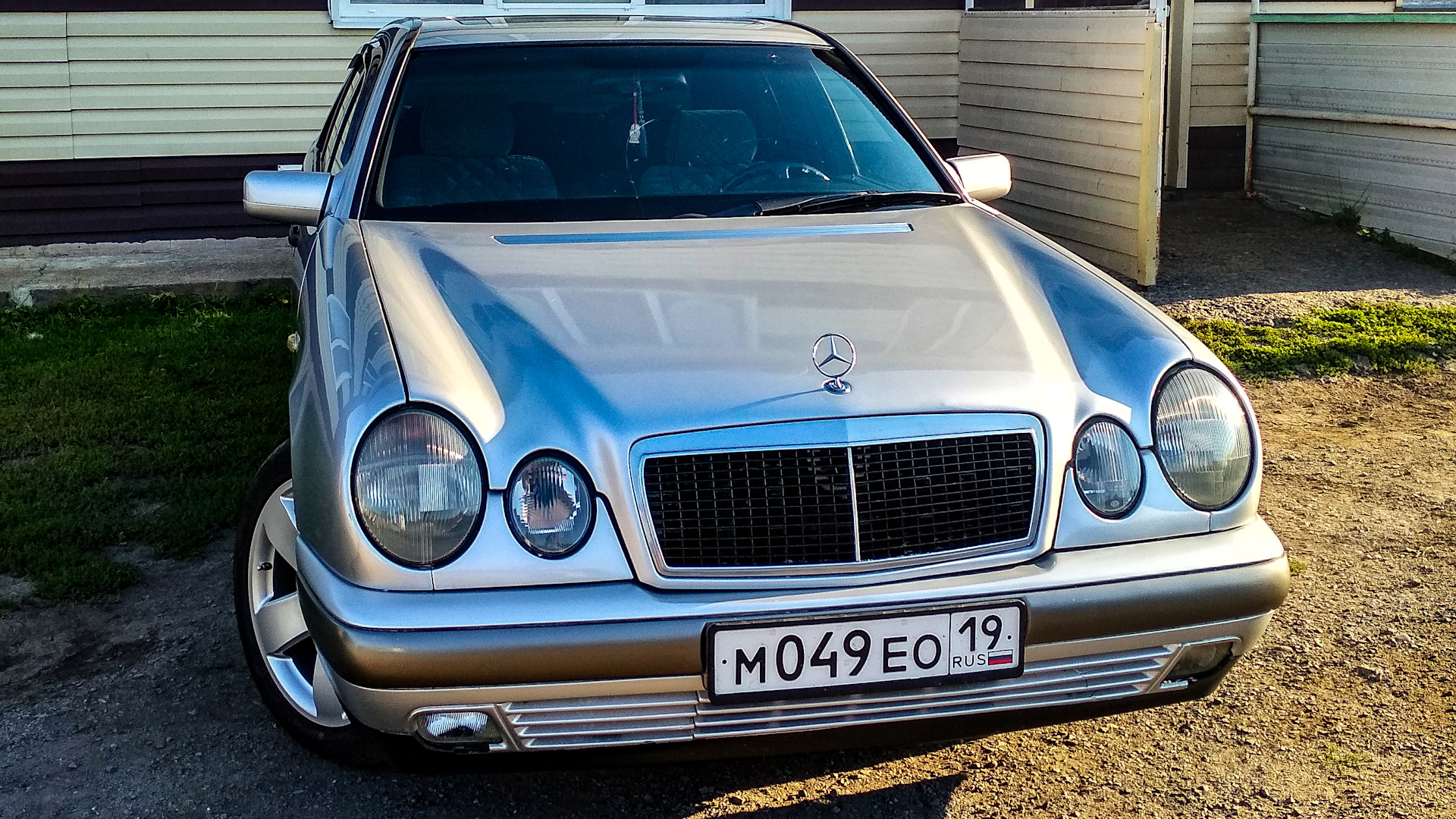 Mercedes-Benz E-Class (W210) 2.3 бензиновый 1997 | SILVER ANGEL на DRIVE2