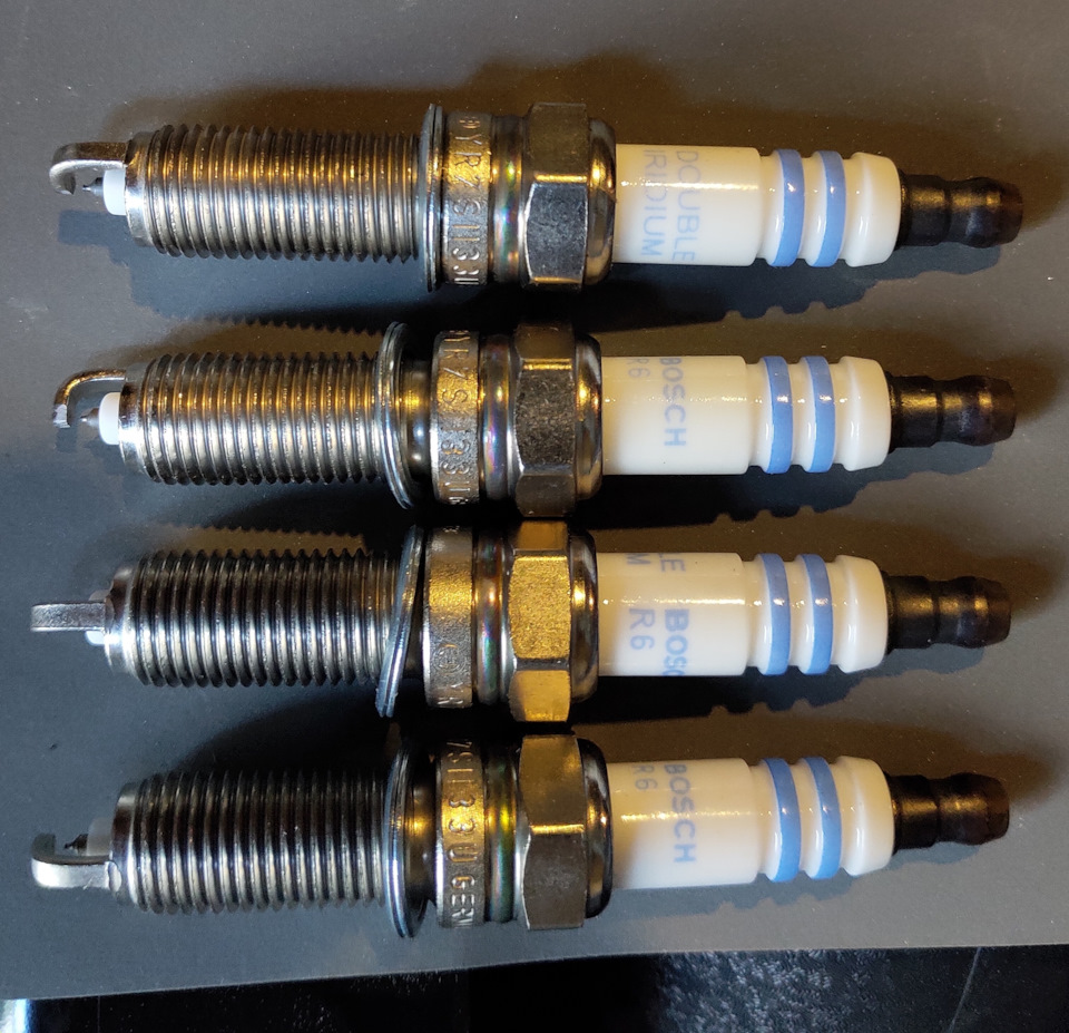 Свечи Bosch YR7SII33U Double Iridium. Замена — Hyundai Elantra (5G), 1 ...