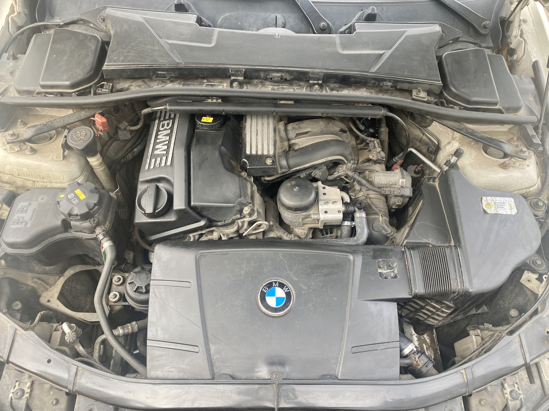 Думал только масляное ТО, но увы… — BMW 3 series (E90), 2 л, 2009 года ...