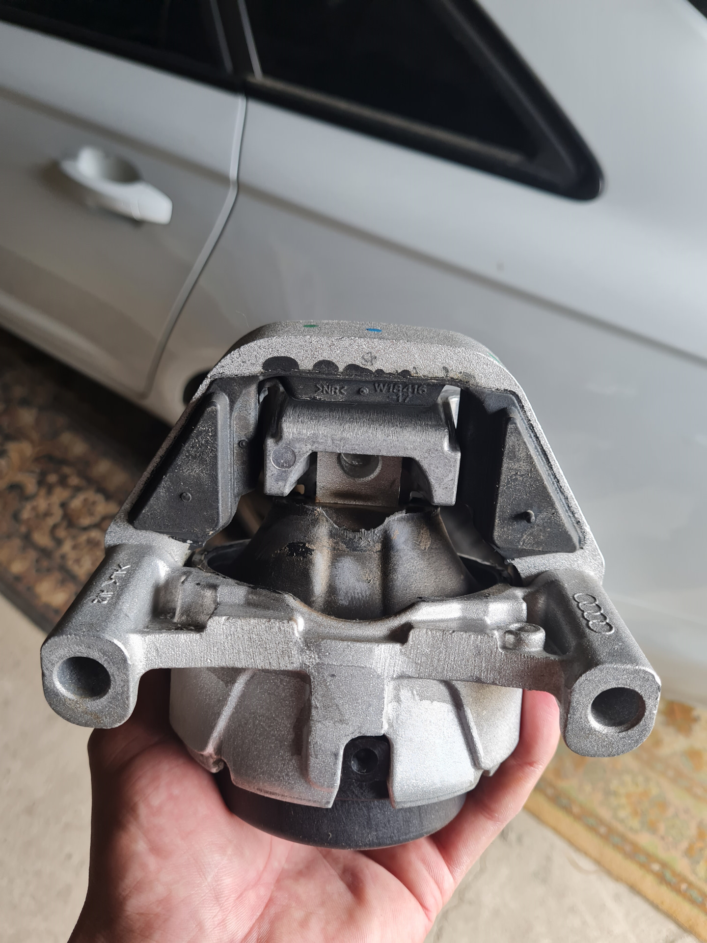 Подушки ДВС на ауди а6с7 3.0 tfsi — Audi A6 (C7), 3 л, 2013 года ...