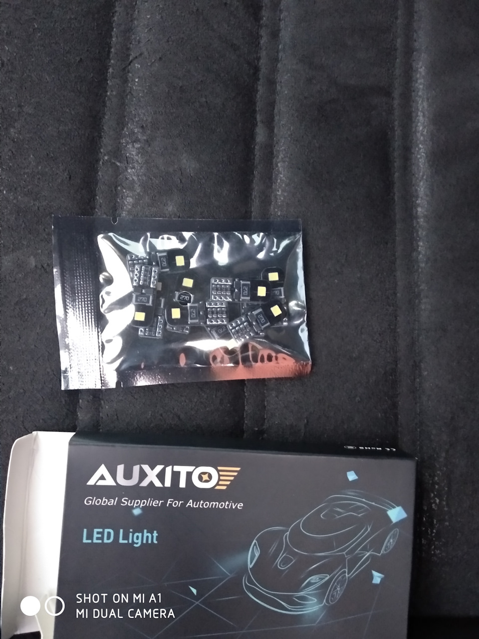 Лед лампы в габариты — Volkswagen Passat B6, 2 л, 2007 года ...