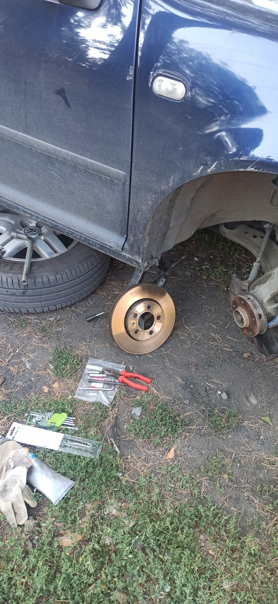 Ремонтные направляющие суппортов — Volkswagen Golf Mk4, 1,4 л, 2002 ...