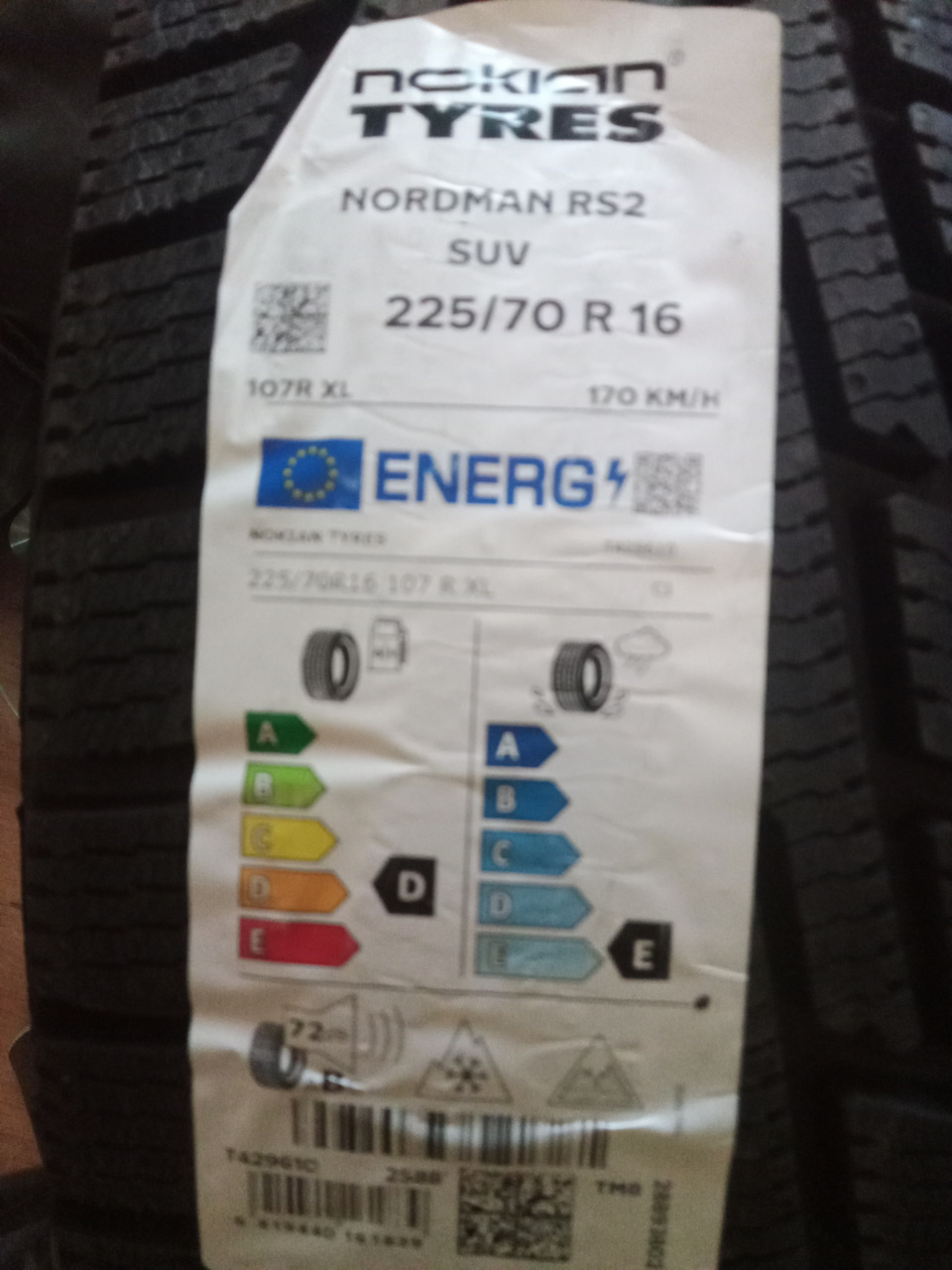 Nokian Tyres Nordman RS2 225/70/16 — Chevrolet Tracker II, 2 л, 2001 ...