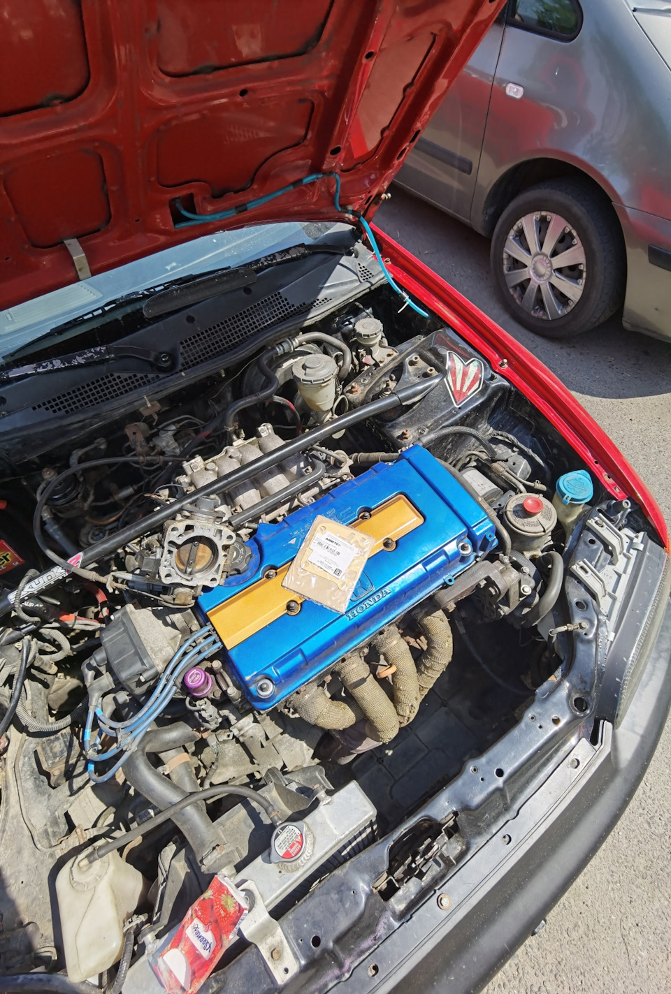 Замена прокладки дроссельной заслонки — Honda Civic Coupe (5G), 1,8 л ...