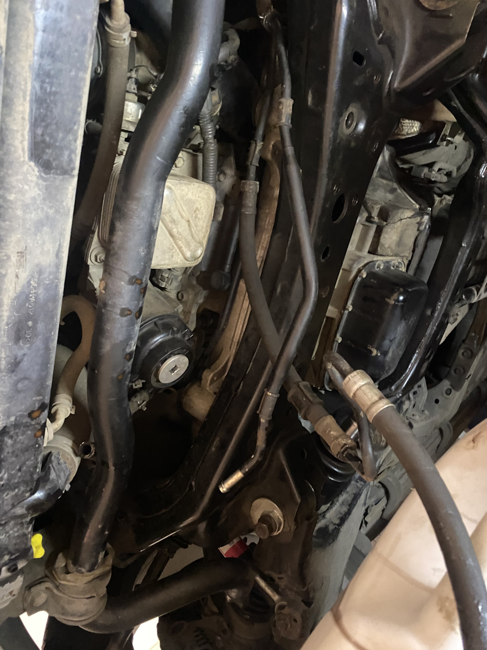 Снятие левой турбины ! — Toyota Land Cruiser 200, 4,5 л, 2012 года ...