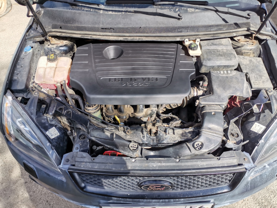 Крышка двигателя — Ford Focus Sedan II, 1,6 л, 2007 года | своими ...