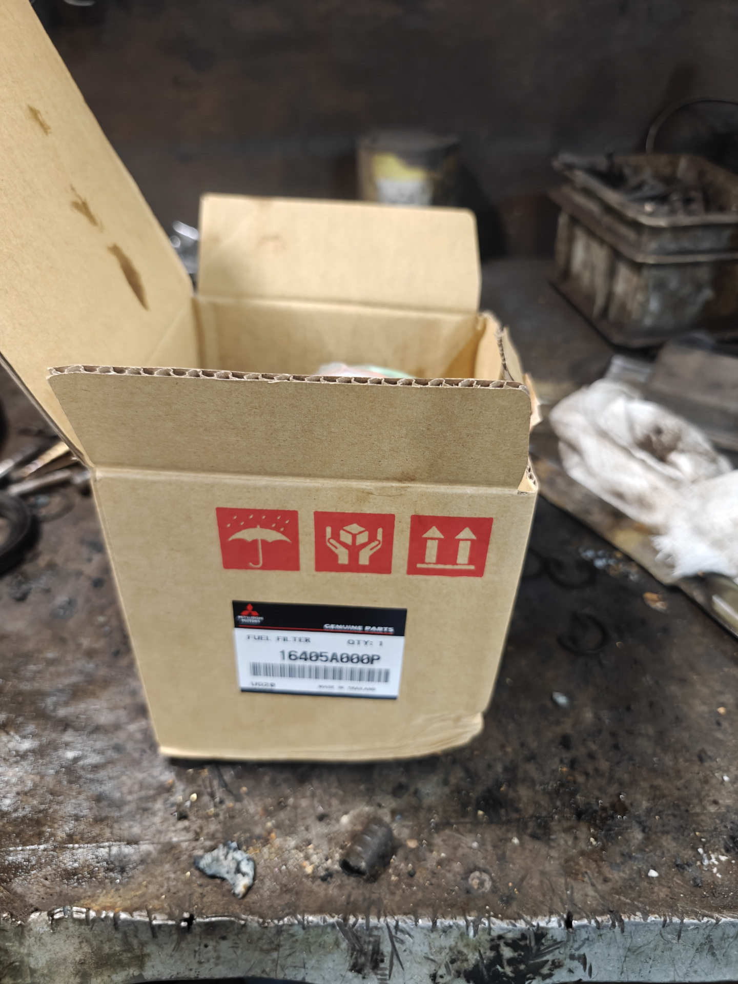 L200 2024+ замена фильтров двигателя — Mitsubishi L200 (6G), 2,4 л ...