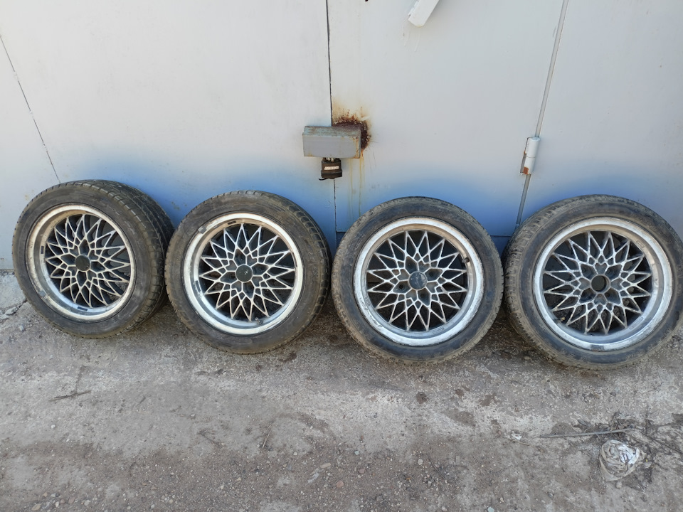 Литые диски Exip 7jx15 Et38 4x108 на Audi 100 C4 Audi 100 C3 Audi