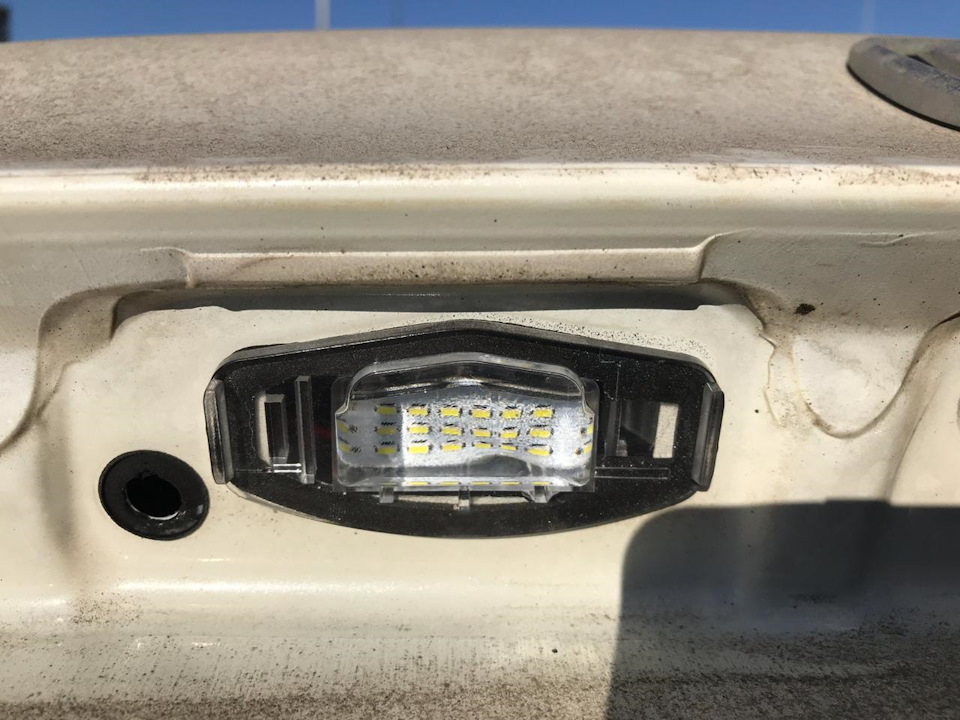 Диодная подсветка гос номера — Honda Accord (8G), 2,4 л, 2011 года ...