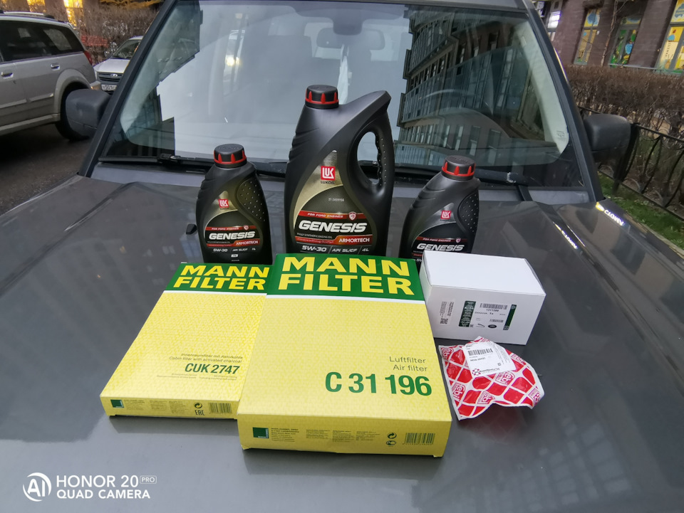 Первое ТО после покупки. Замена масла, фильтров. Замер давления масла ...