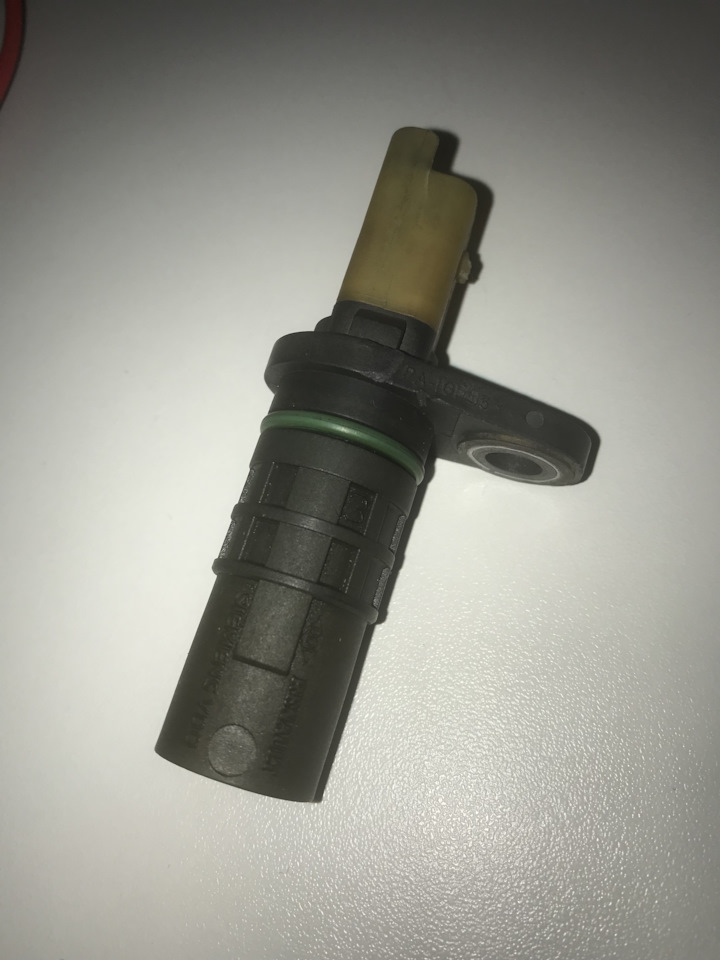 8200668500 Датчик положения коленвала (индукц) RENAULT | Запчасти на DRIVE2