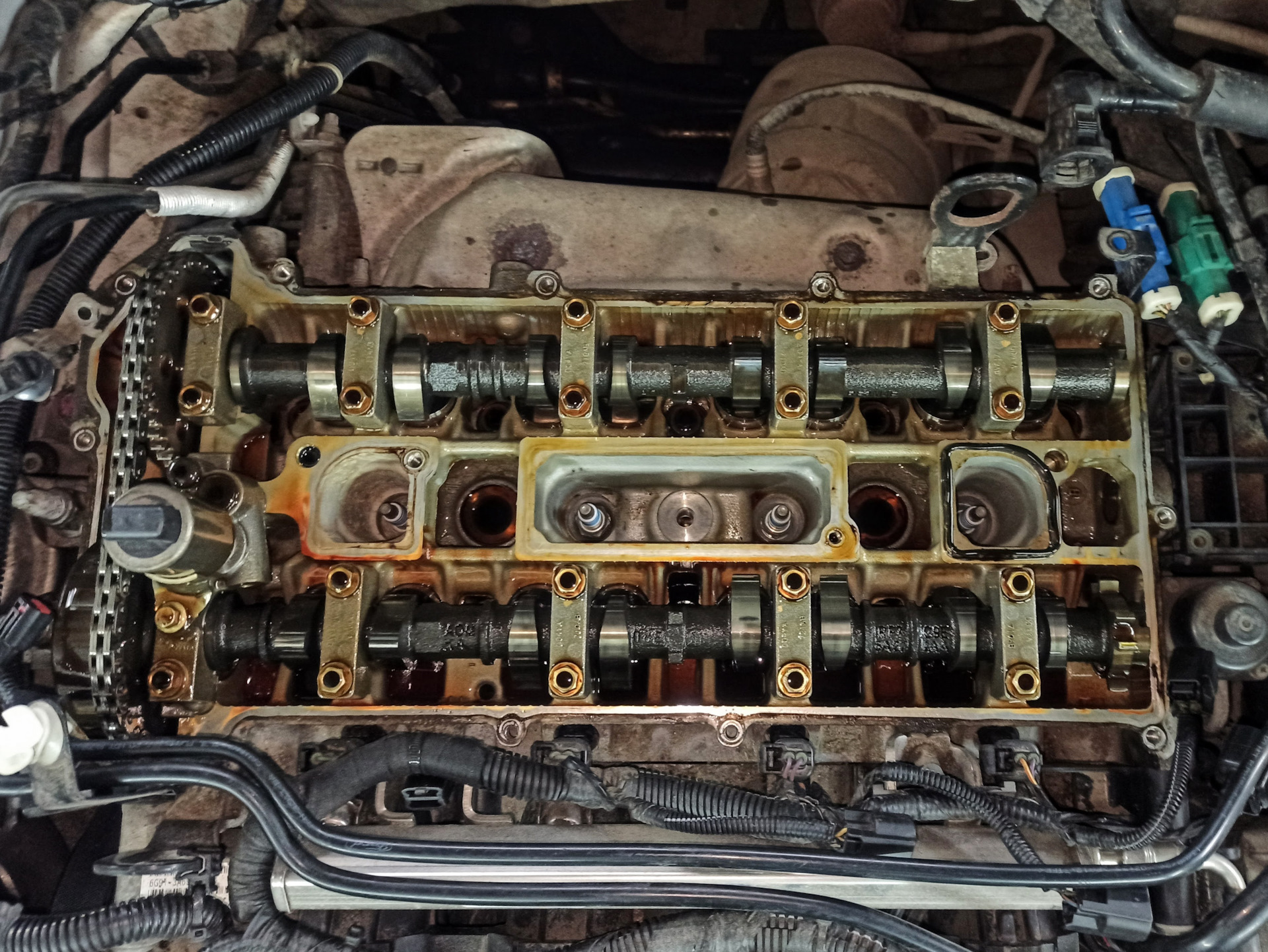 Новая резина. Помпа и ремень. Передний сальник коленвала. — Ford Mondeo ...