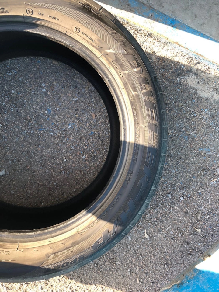 Шины летние Bridgestone 265/50 R19 на Porsche Cayenne (2G) 958, Audi Q7 ...