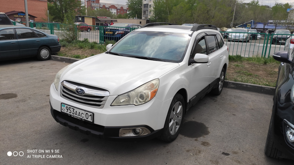 Subaru Outback (BR) 2.5 бензиновый 2012 | Белый перламутр, USA на DRIVE2