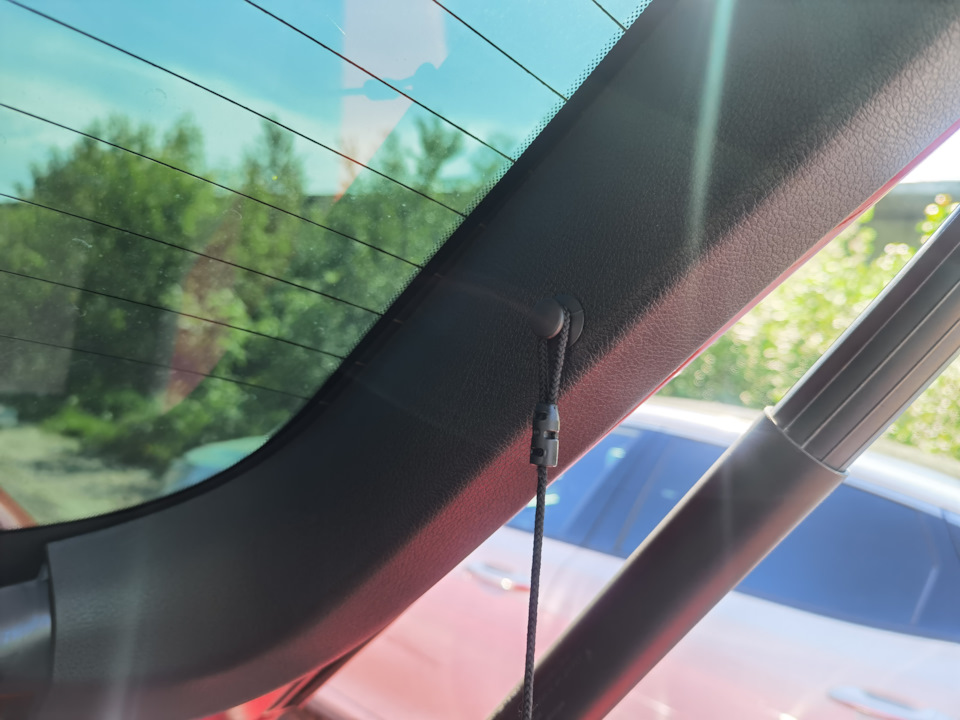 Полка багажника пистон — KIA Stinger, 2 л, 2018 года | запчасти | DRIVE2