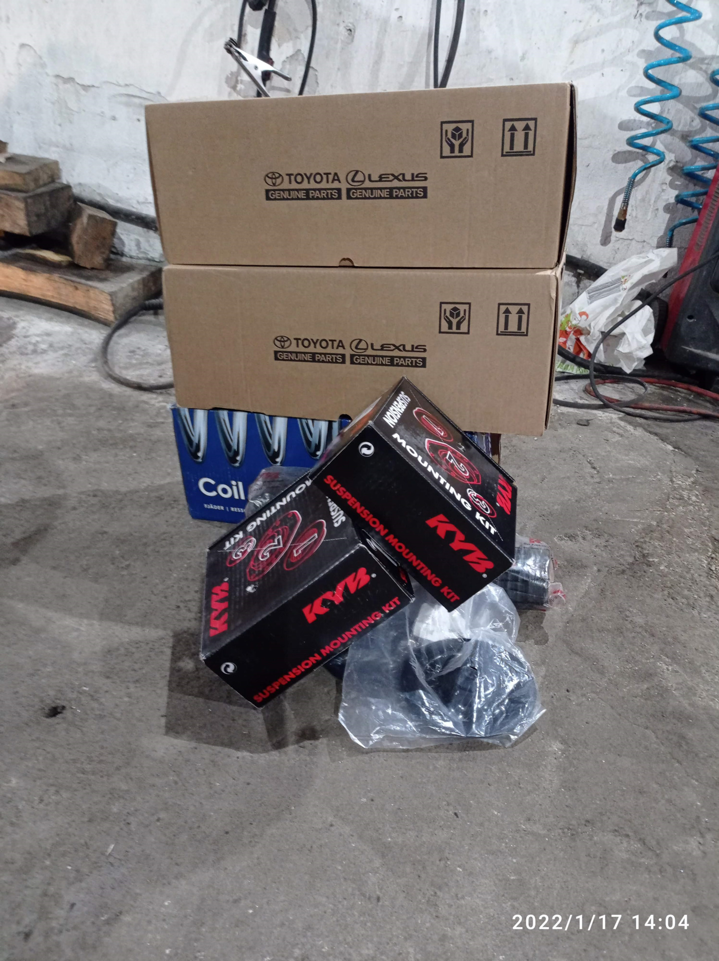 Замена передней ходовой и всяких ошибок на приборке . — Toyota Avensis ...