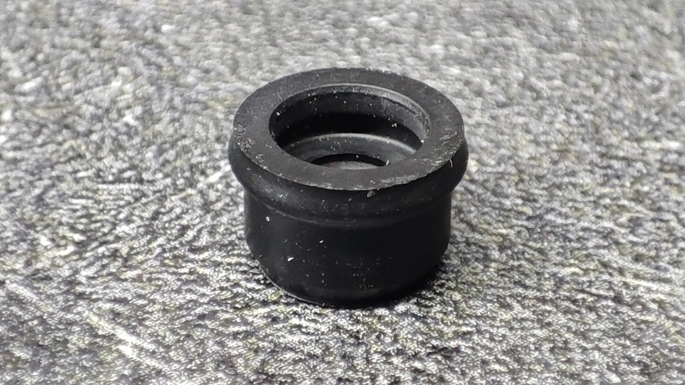 1430502 Штуцер трубки сцепления / Transit 06~ Ford | Запчасти на DRIVE2