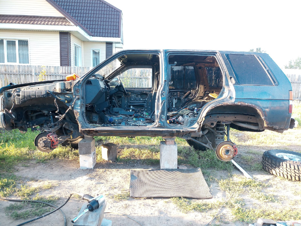 Кузовной ремонт. Raptor. — Nissan Terrano I, 2,7 л, 1993 года ...