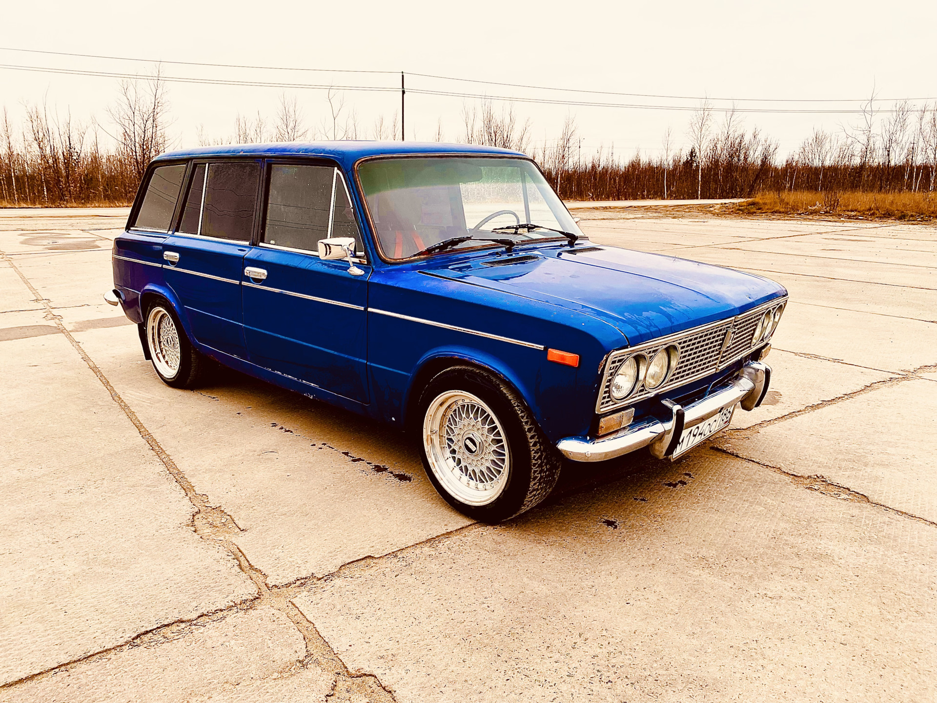 ОСЕННИЙ ФОТОСЕТ — Lada 2102, 1,5 л, 1974 года | фотография | DRIVE2