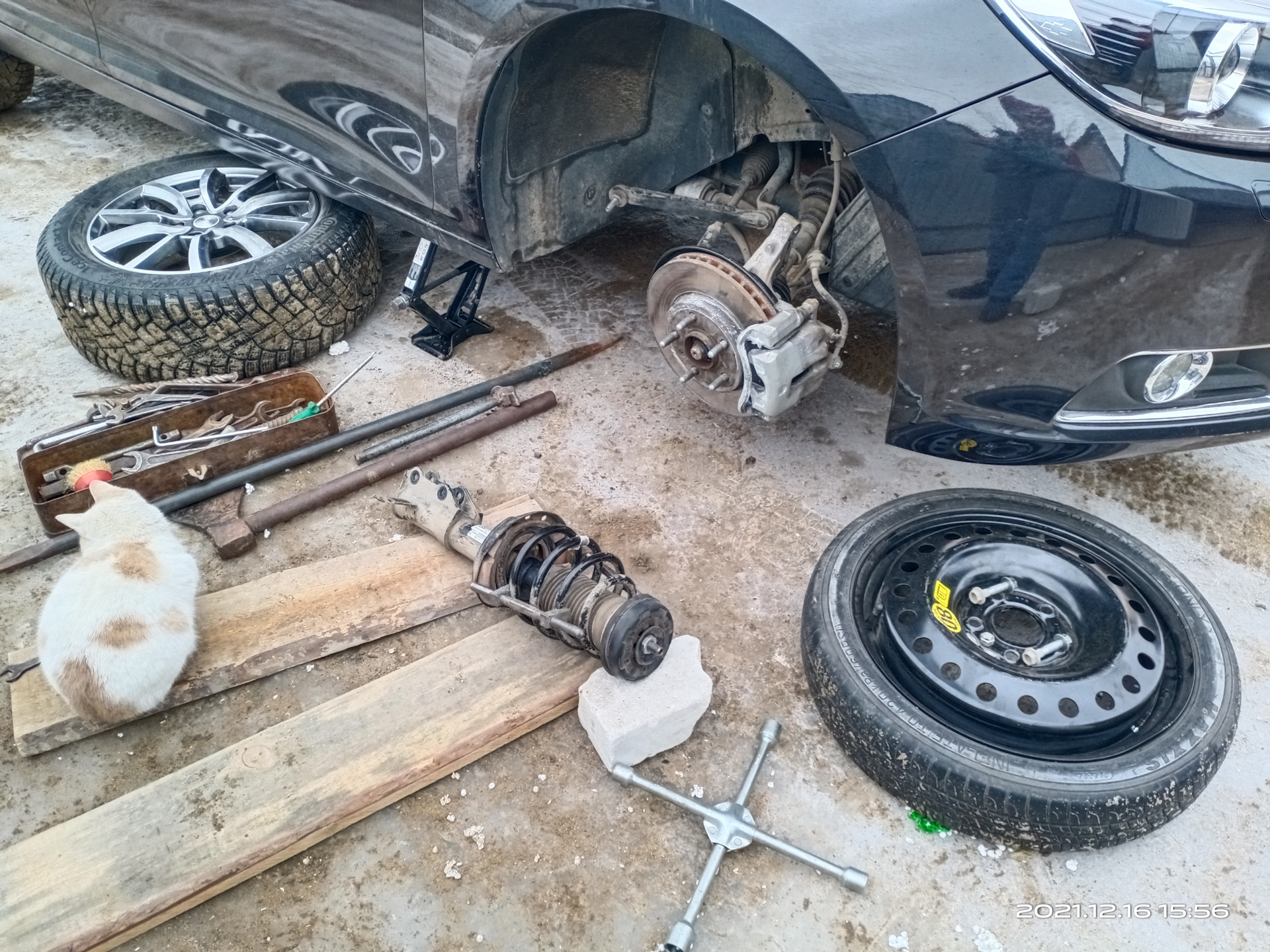 Амортизаторы передние — Chevrolet Malibu (8G), 2,4 л, 2013 года ...