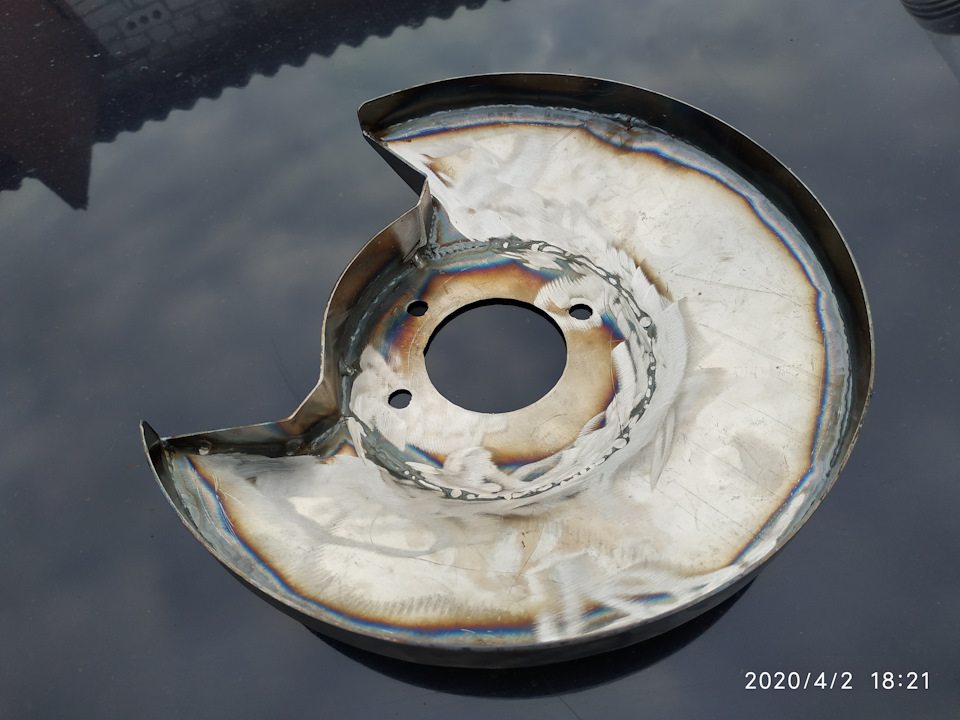 Замена правой ступицы + кожух диска — Mazda 626 IV (GE), 1,8 л, 1994 ...