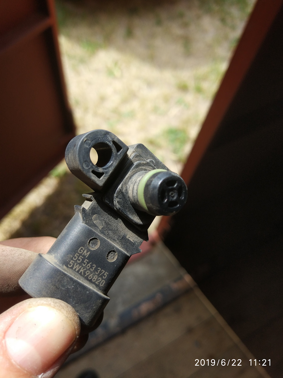 55563375 Датчик давления воздуха во впускном коллекторе двигателя GM ...