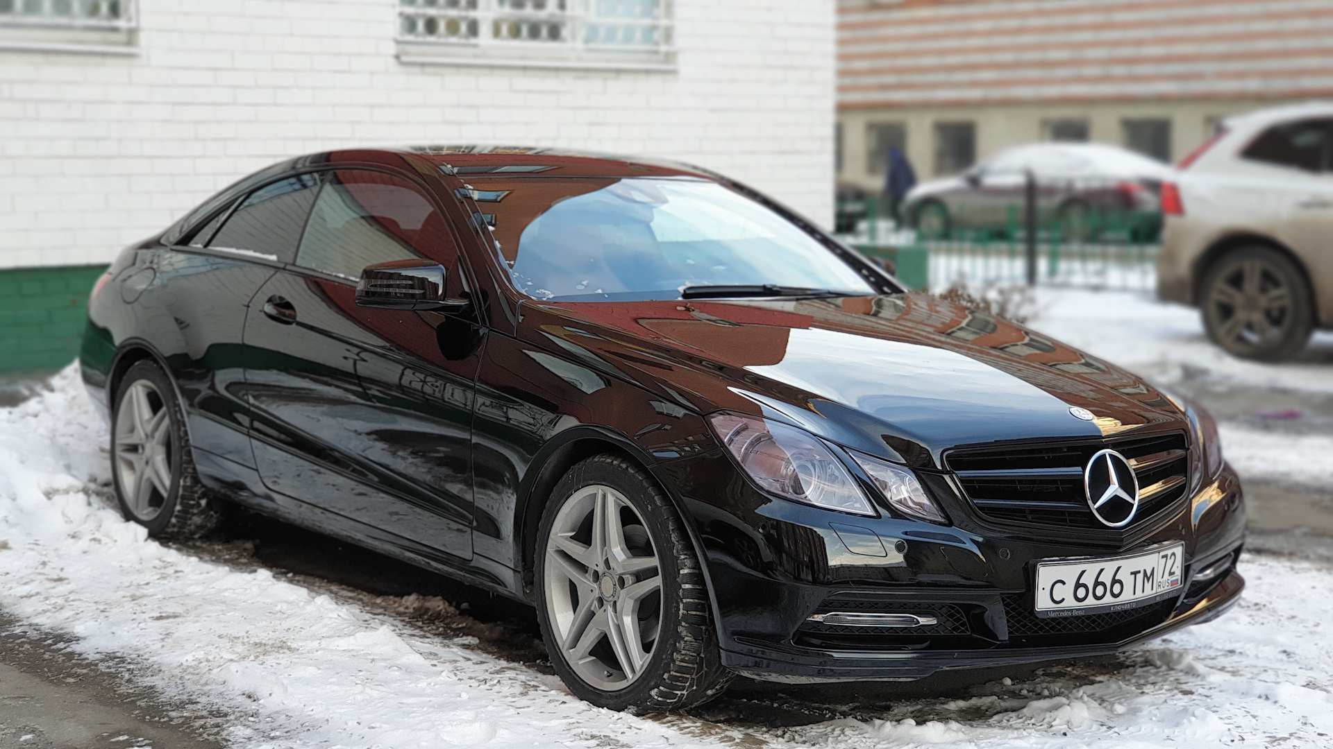Mercedes-Benz E-Class Coupe (C207) 1.8 бензиновый 2011 | Designo Black ...