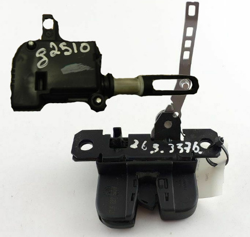 Не открывается багажник — Volkswagen Touareg (1G), 2,5 л, 2009 года ...