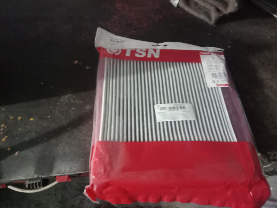 Салонный фильтр в патрол У-60, замена пистонов накладок порогов ...