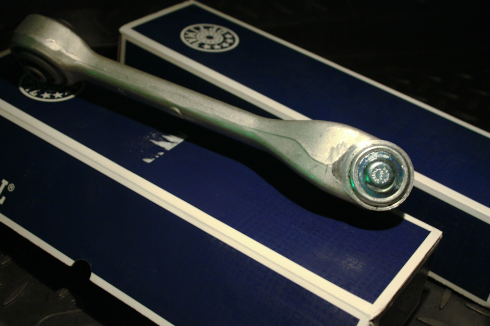 8723A217 СТЕРЖЕНЬ АНТЕННЫ Mitsubishi | Запчасти на DRIVE2