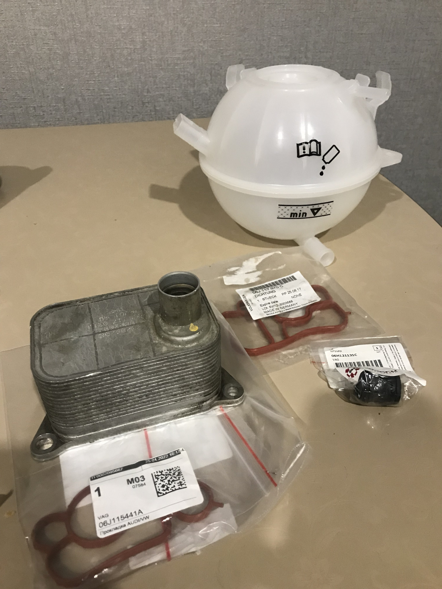 Замена теплообменника и прокладок — Volkswagen Passat B6, 1,8 л, 2008 ...