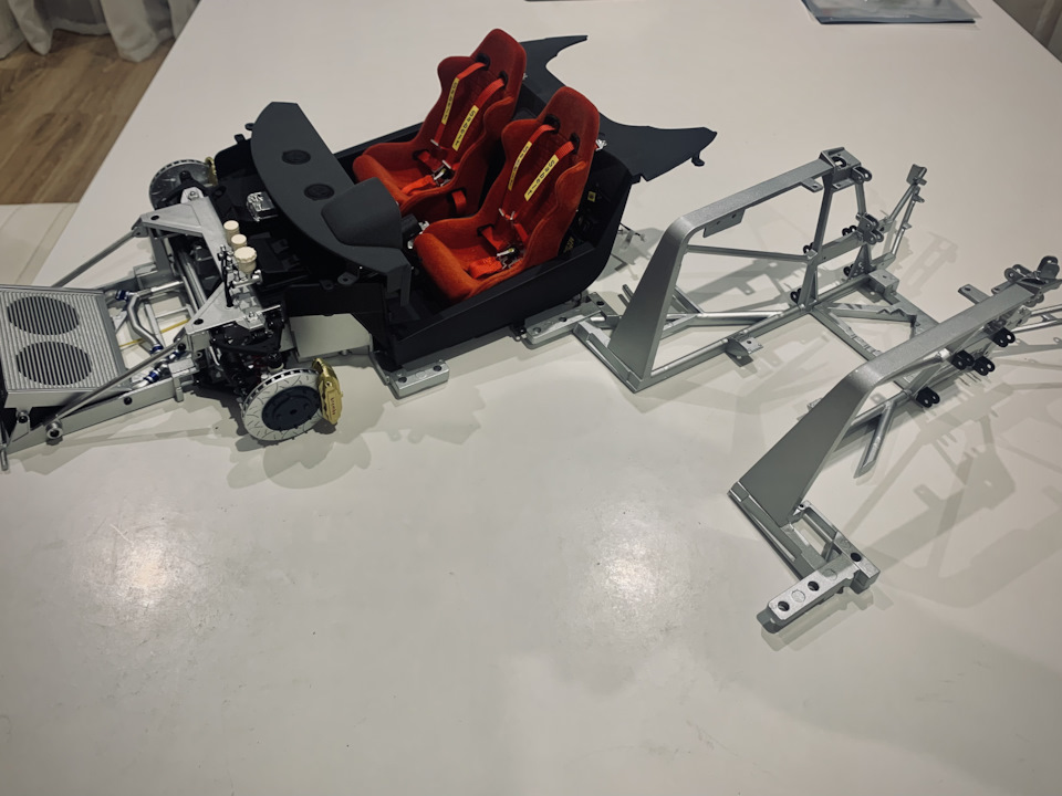 F40 1:8 — BMW M4 Coupe (F82), 3 л, 2014 года | просто так | DRIVE2