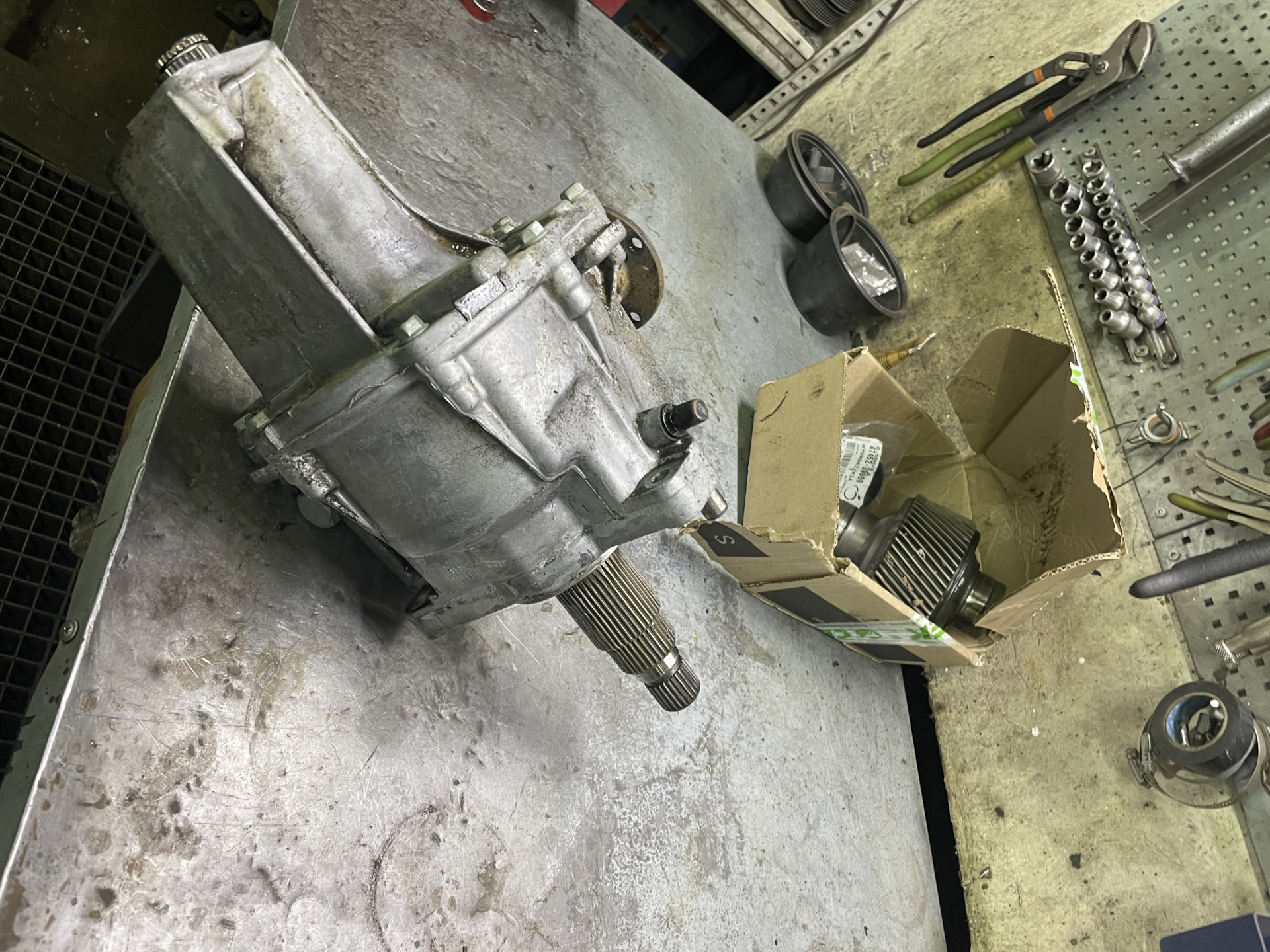 10. Замена ГРМ и вискомуфты — Hyundai Santa Fe (1G), 2 л, 2008 года ...