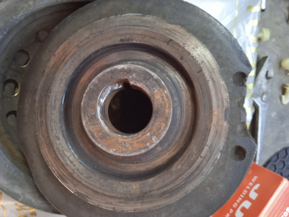 ГРМ и шкив коленвала RD28 — Nissan Patrol GR I (Y60), 2,8 л, 1989 года ...