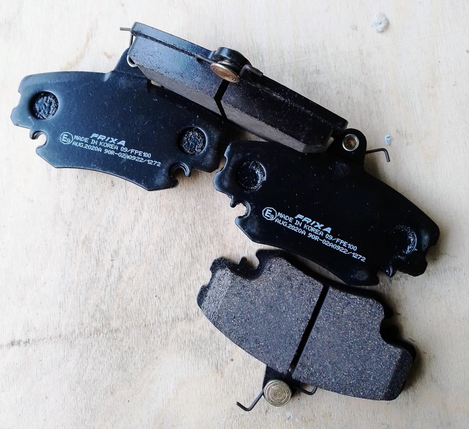 Тормозные колодки FRIXA FPE100 — Renault Logan (1G), 1,4 л, 2006 года ...