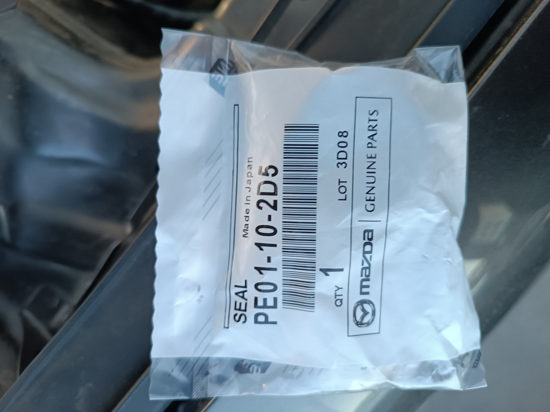 Замена прокладки клапанной крышки — Mazda CX-5 (1G), 2 л, 2016 года ...