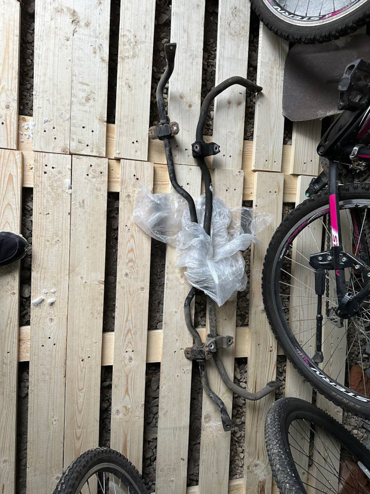 Стабилизаторы поперечной устойчивости на Volkswagen Tiguan (1G). Б/у ...