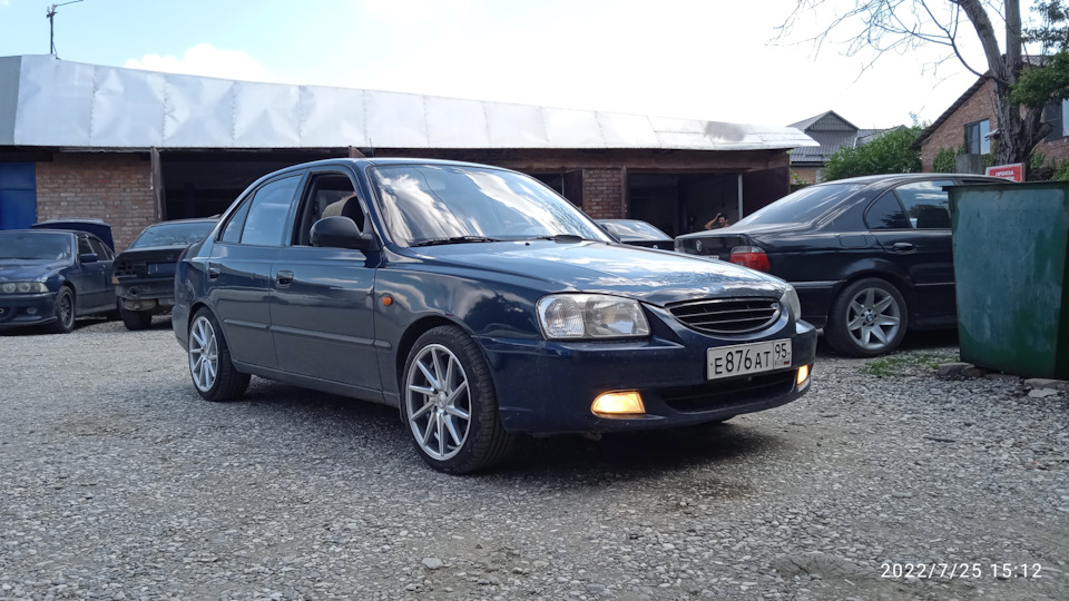 Вертушки r16 (vossen) — Hyundai Accent (2G), 1,6 л, 2011 года ...