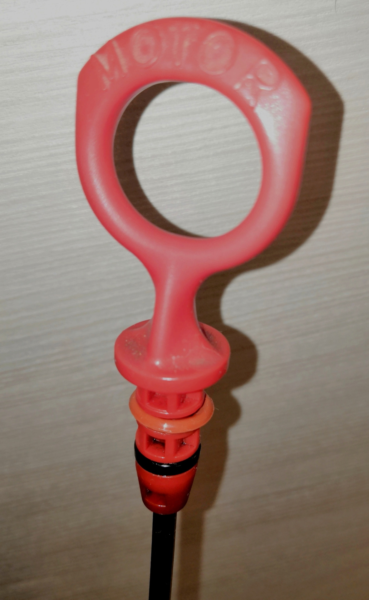 Замена уплотнений масляного щупа ДВС — Volvo XC90 (1G), 2,5 л, 2010 ...