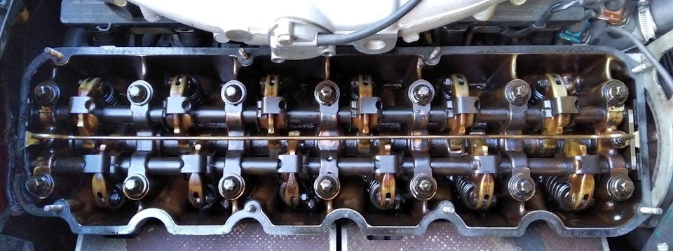 Очистка клапанной крышки BMW M20B30 — BMW 3 series (E30), 2 л, 1989 ...