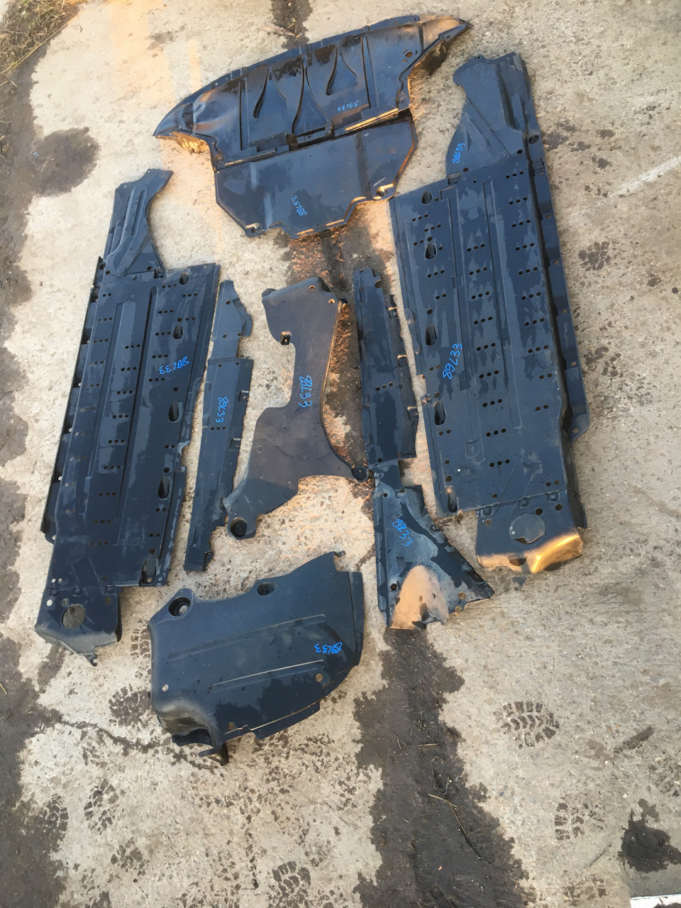 Продам защиту ! — Audi A4 (B6), 1,6 л, 2002 года | стайлинг | DRIVE2